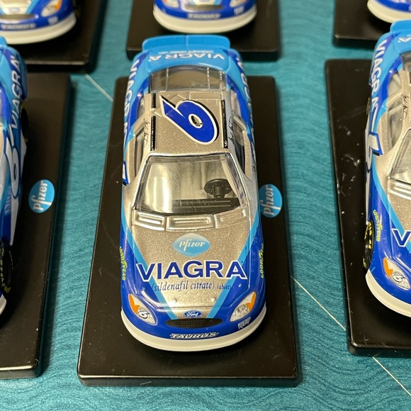 Roush Racing’s | Other | Pfizer Roush Racings Mark Martin 6 Ford Taurus ...
